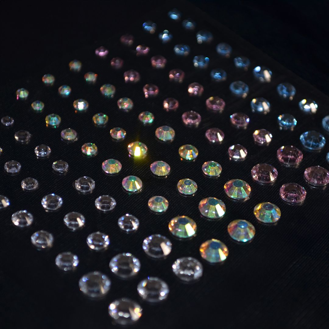 Self-Adhesive Gems – questionbeauty